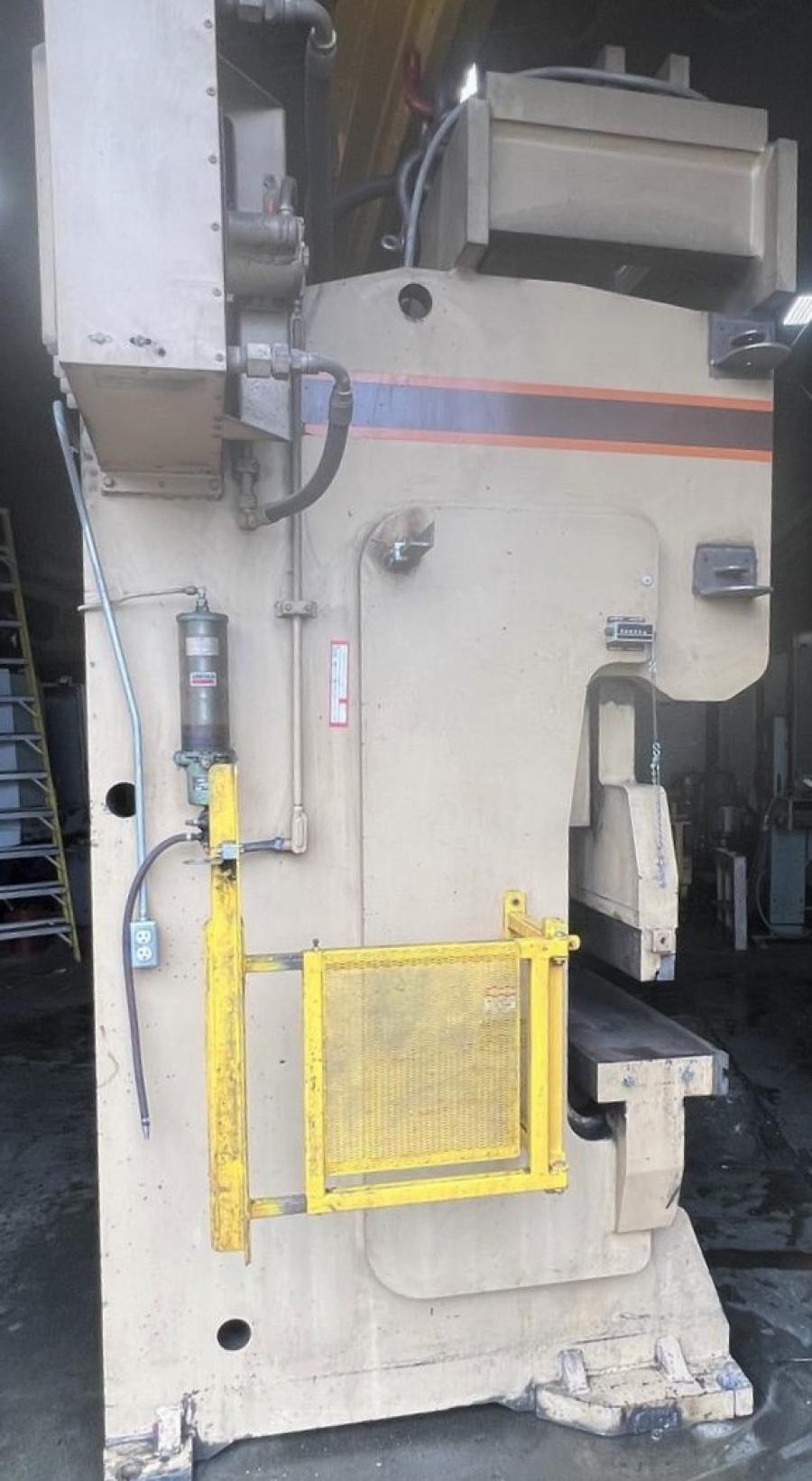 400 Ton X 12' Standard | Gladwin Machinery