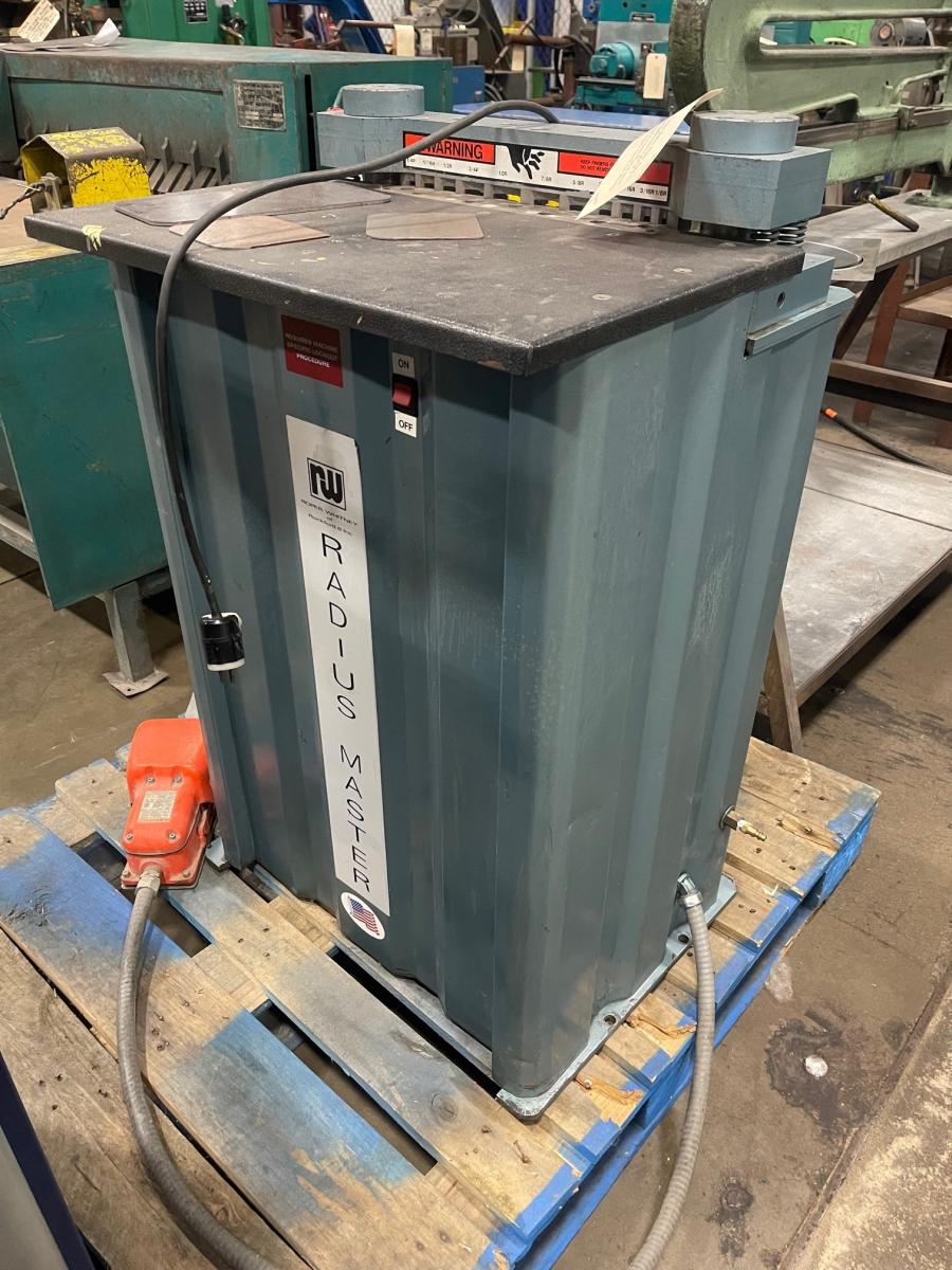 Roper Whitney No. 911 Radius Master | Gladwin Machinery