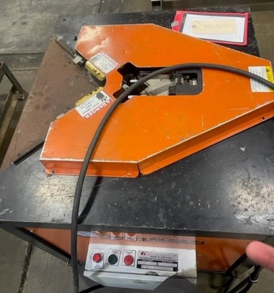 Iowa Precision (IPI) Cornermatic Plus | Gladwin Machinery